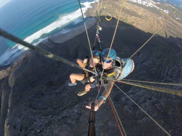 VOLCANO FLY Lanzarote - Tandem-Gleitschirmflüge auf der Lanzarote